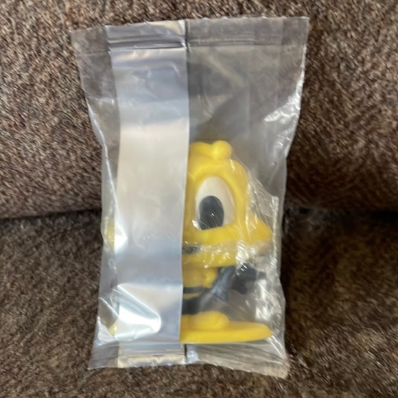 General Mills | Toys | General Mills Cereal Toy Figure Honey Bee Sealed ...